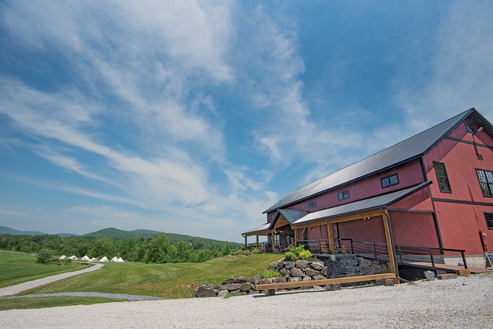 Country Meadows Barn | Rustic Country-Chic Weddings